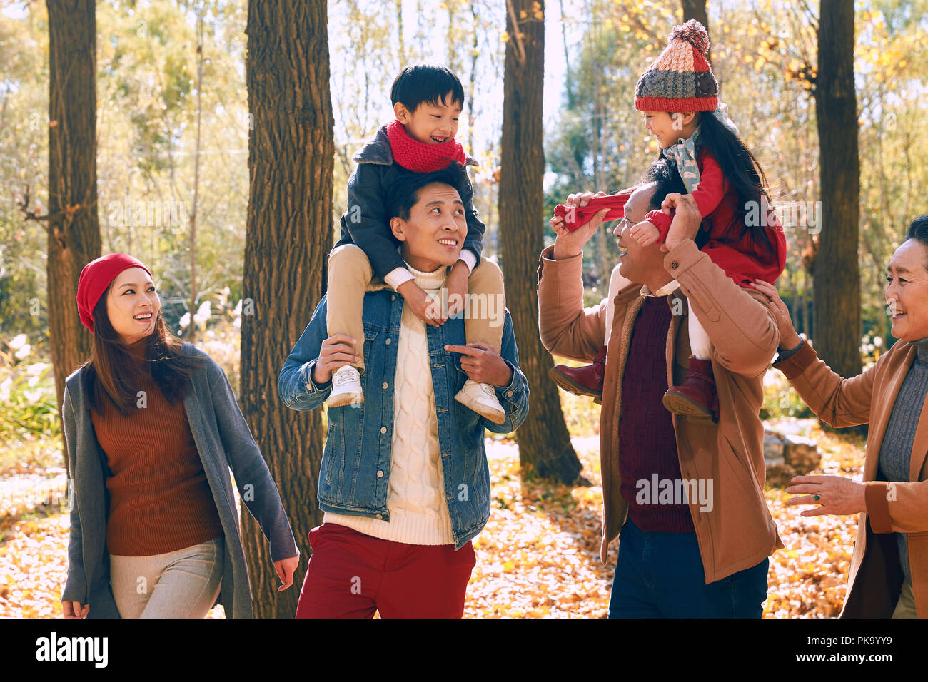 Happy family outdoor outing Stock Photo - Alamy