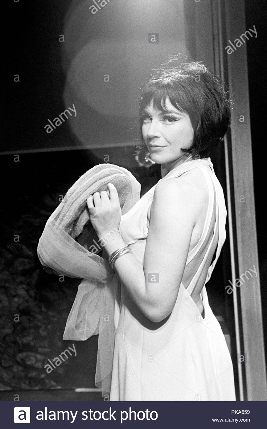 Fenella Fielding High Resolution Stock Photography and Images - Alamy