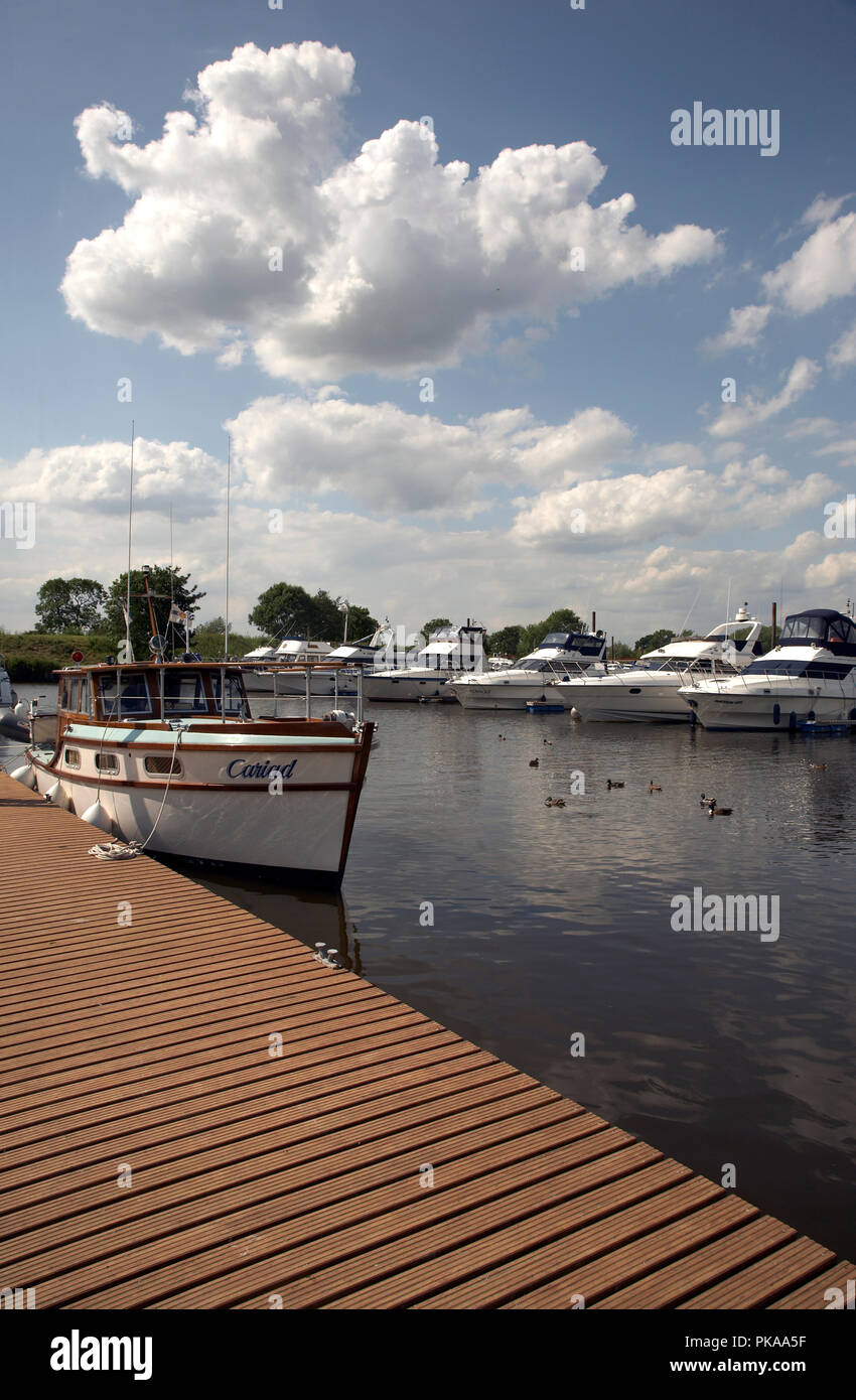 Naburn Boat Moorings High Resolution Stock Photography and Images - Alamy