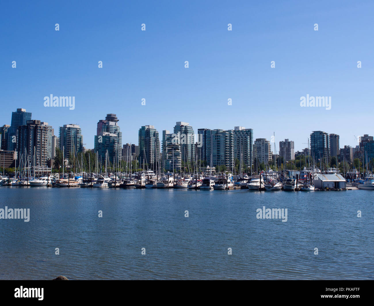 Downtown vancouver hi-res stock photography and images - Alamy