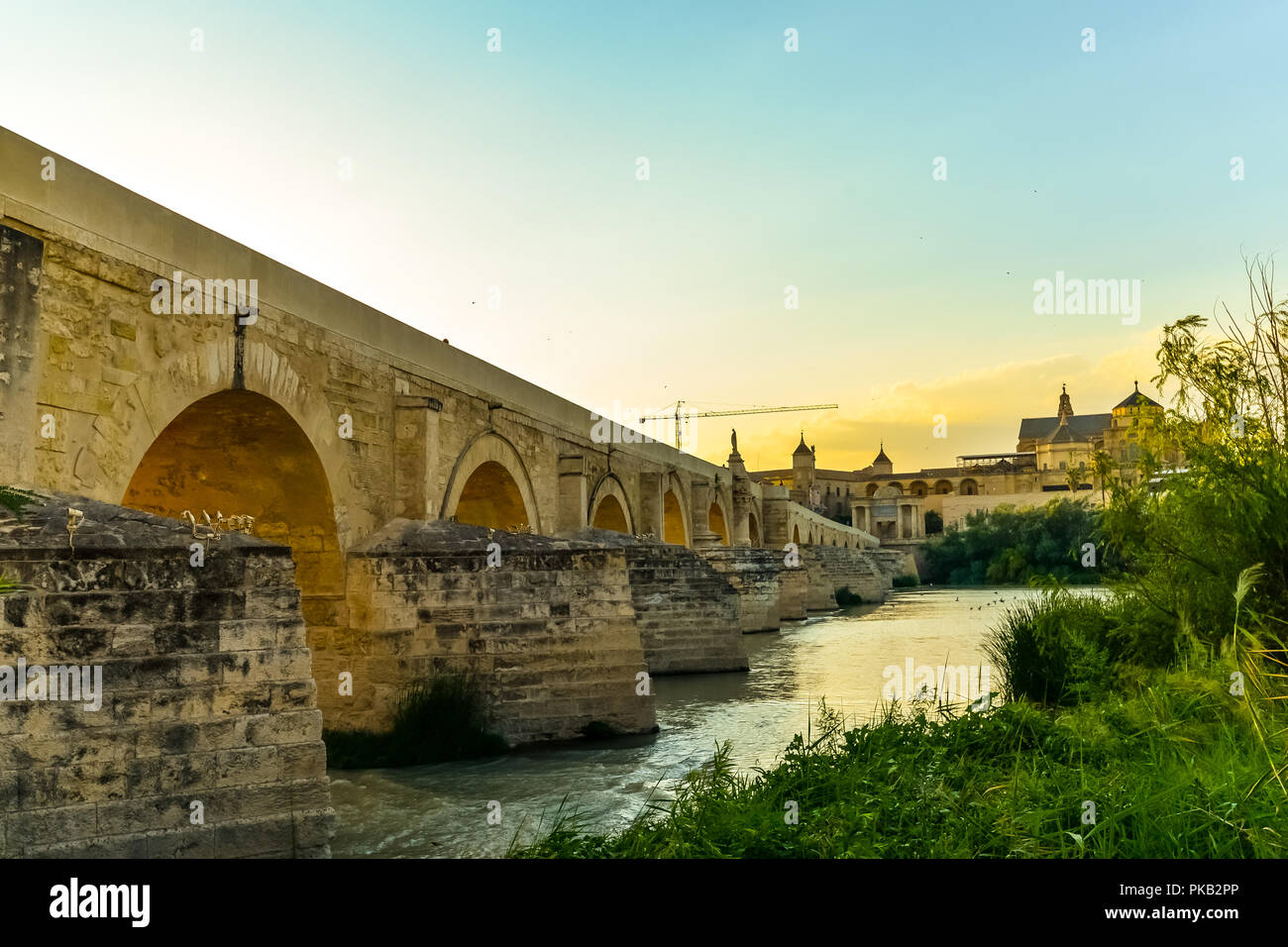 The Roman bridge in Cordoba - Spain Stock Photo - Alamy