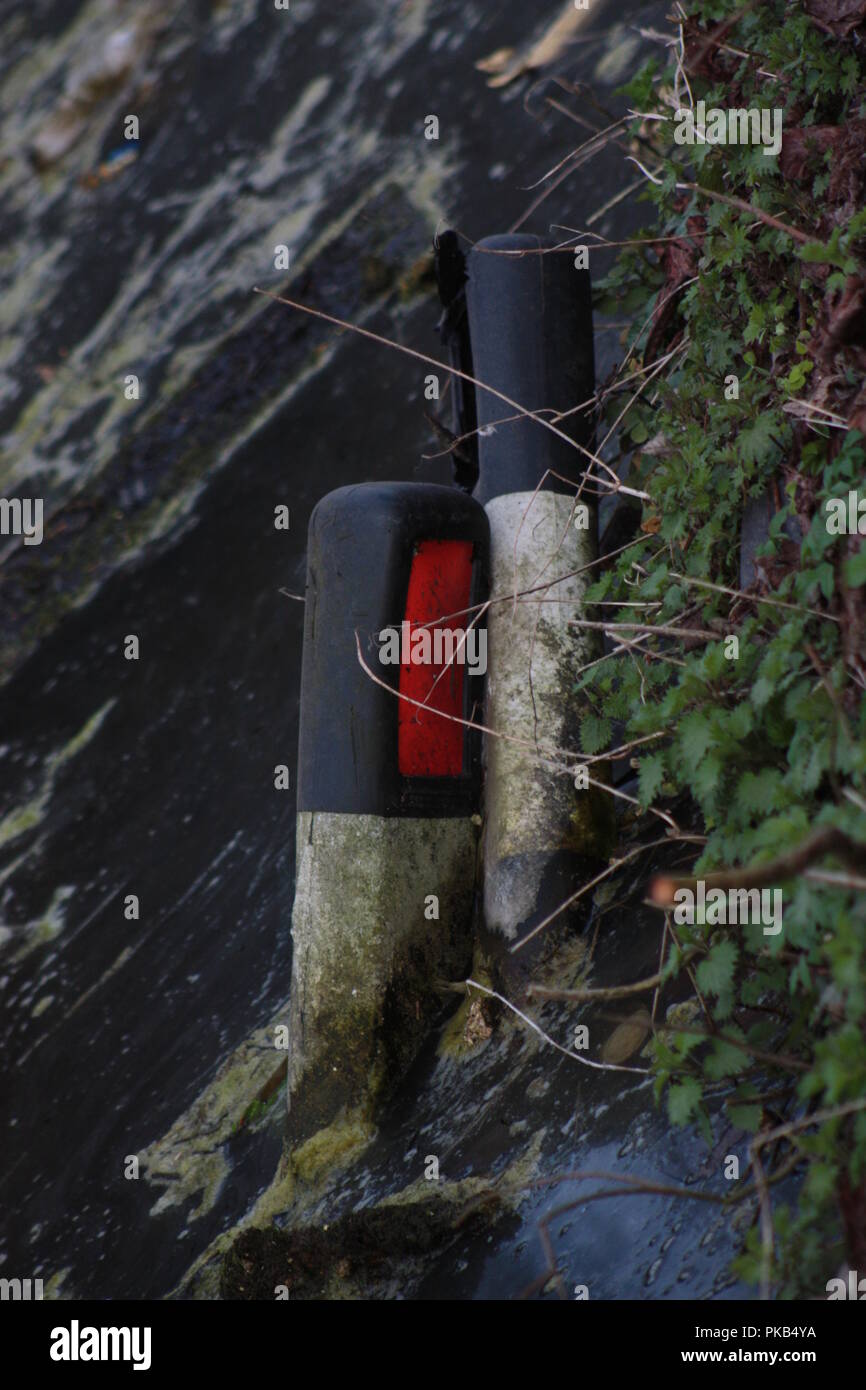 road edge bollards Stock Photo - Alamy