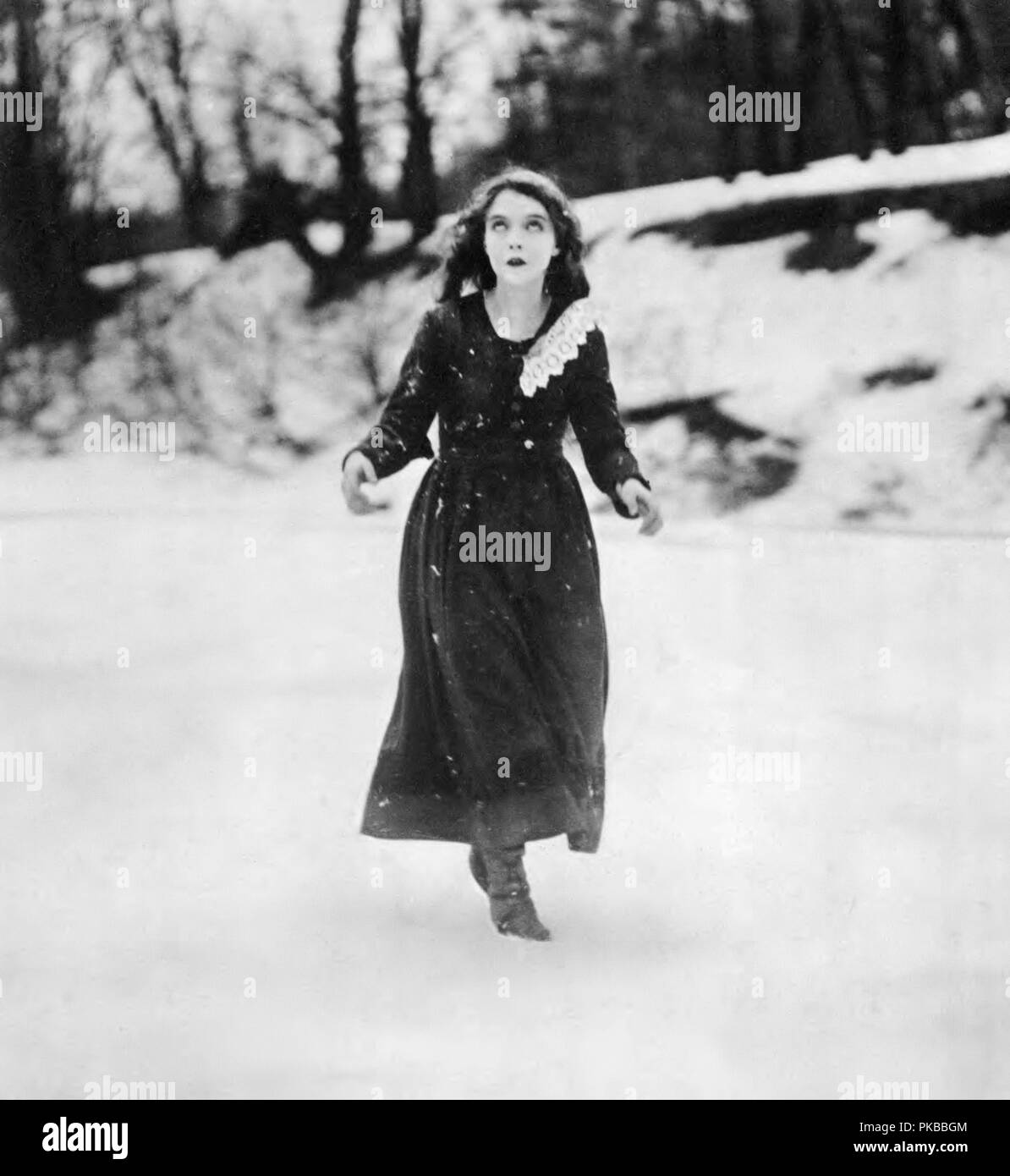 The actress lillian gish hi-res stock photography and images - Alamy