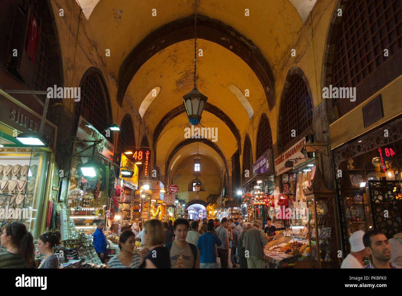 Egyptian spice bazaar, Istanbul, Turkey Stock Photo - Alamy Egyptian spice bazaar, Istanbul, Turkey Stock Photo - Alamy
