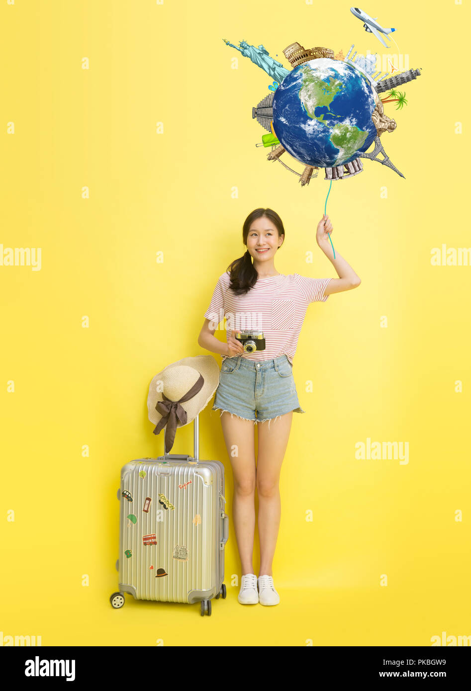 Young women travel Stock Photo - Alamy