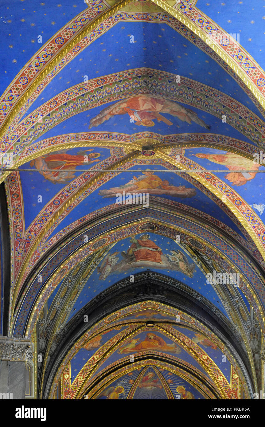 Gothic church rome hi-res stock photography and images - Alamy