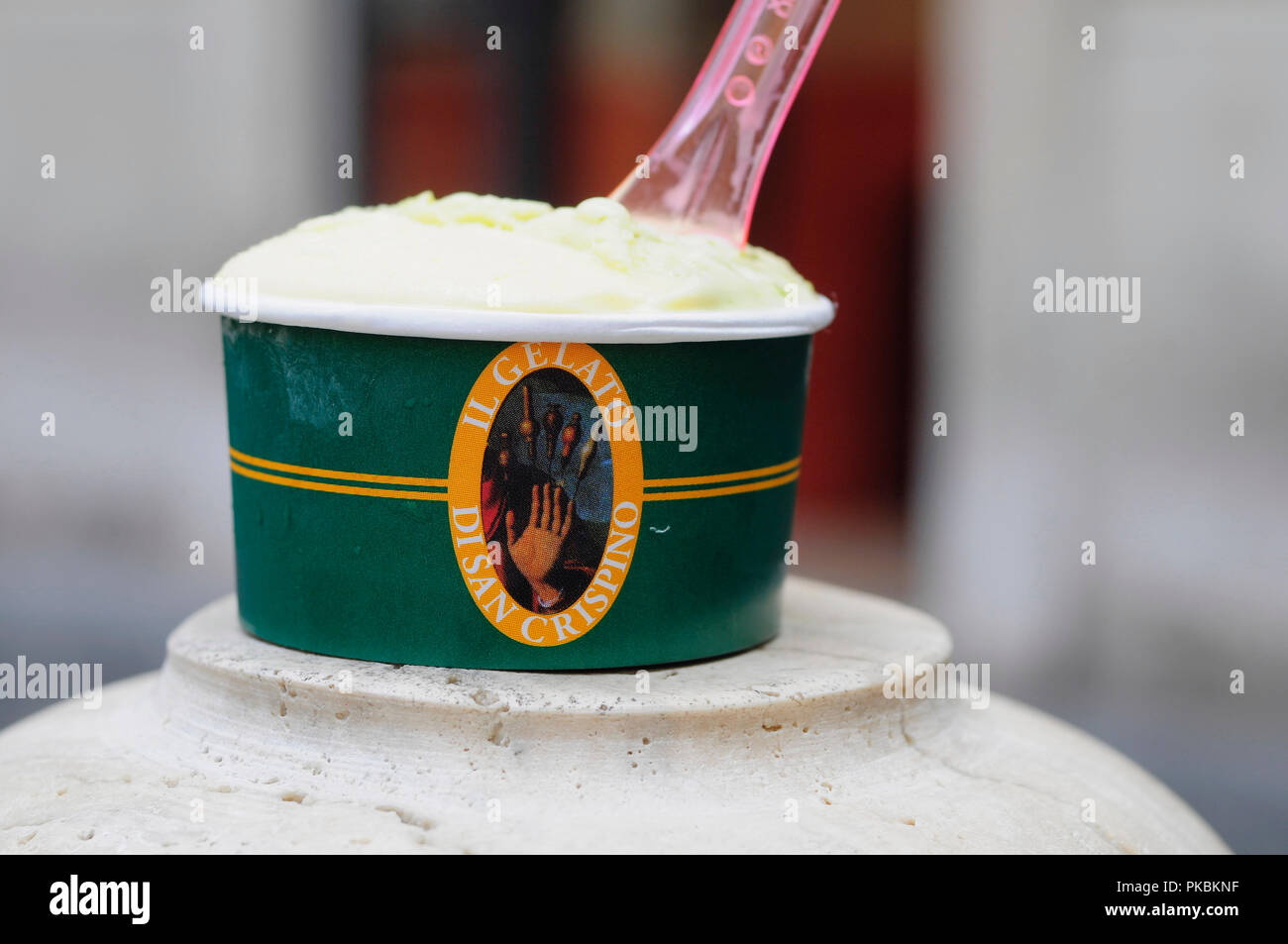 Italy, Lazio, Rome, Centro Storico, Pantheon, San Crispino Gelateria ...