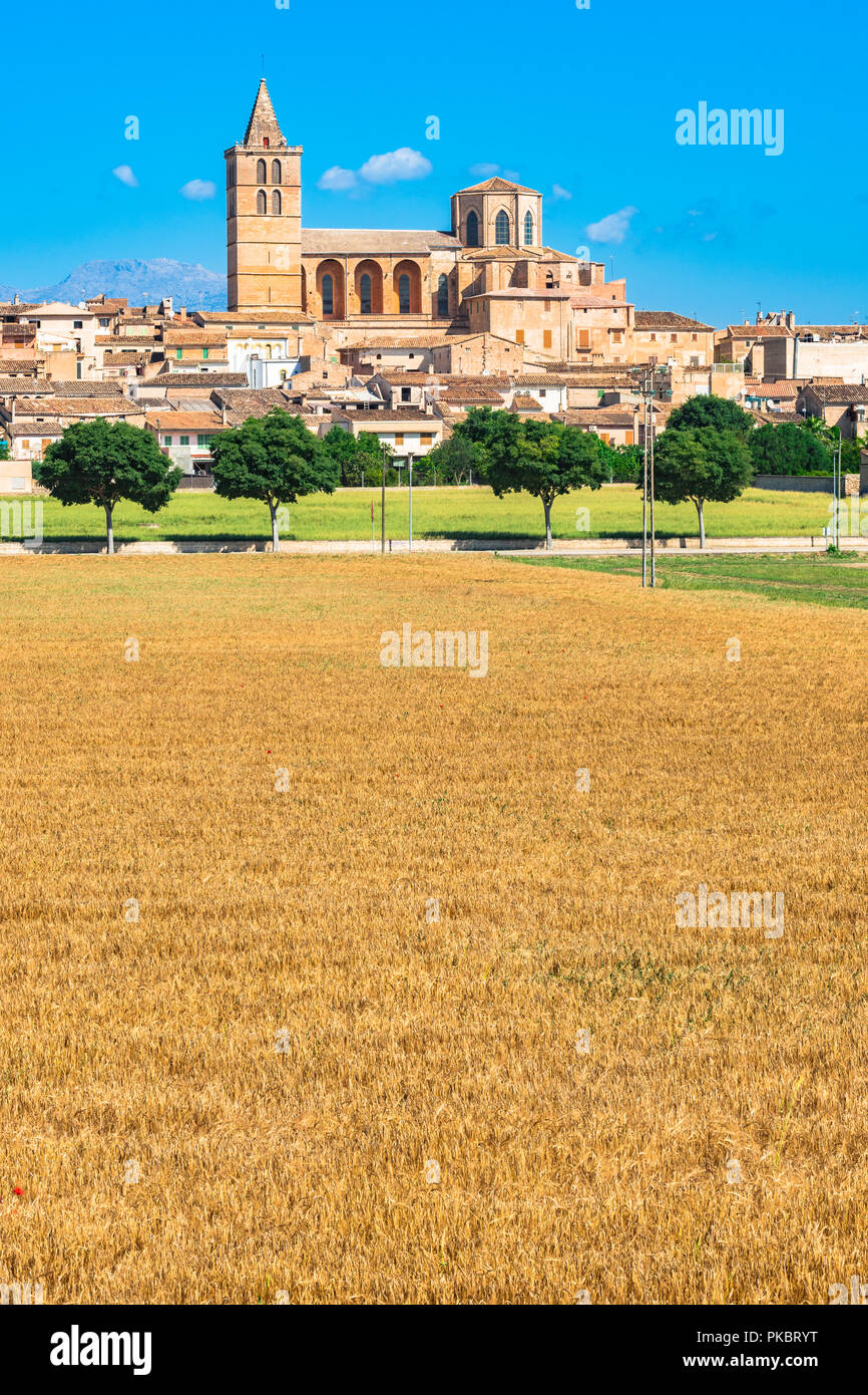 Church and old village of Sineu on Mallorca, Spain Stock Photo - Alamy