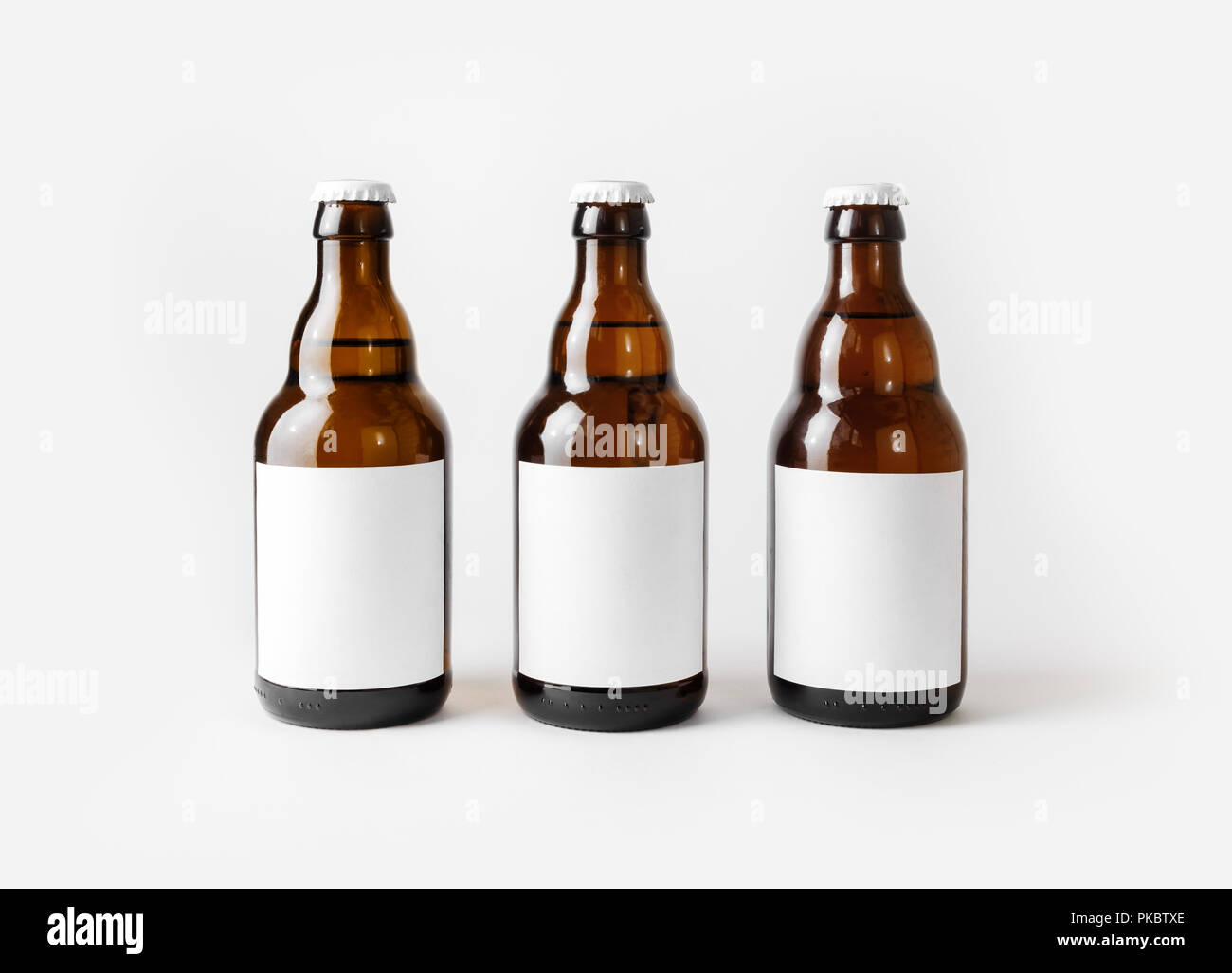 Beer bottles blank labels hi-res stock photography and images - Alamy