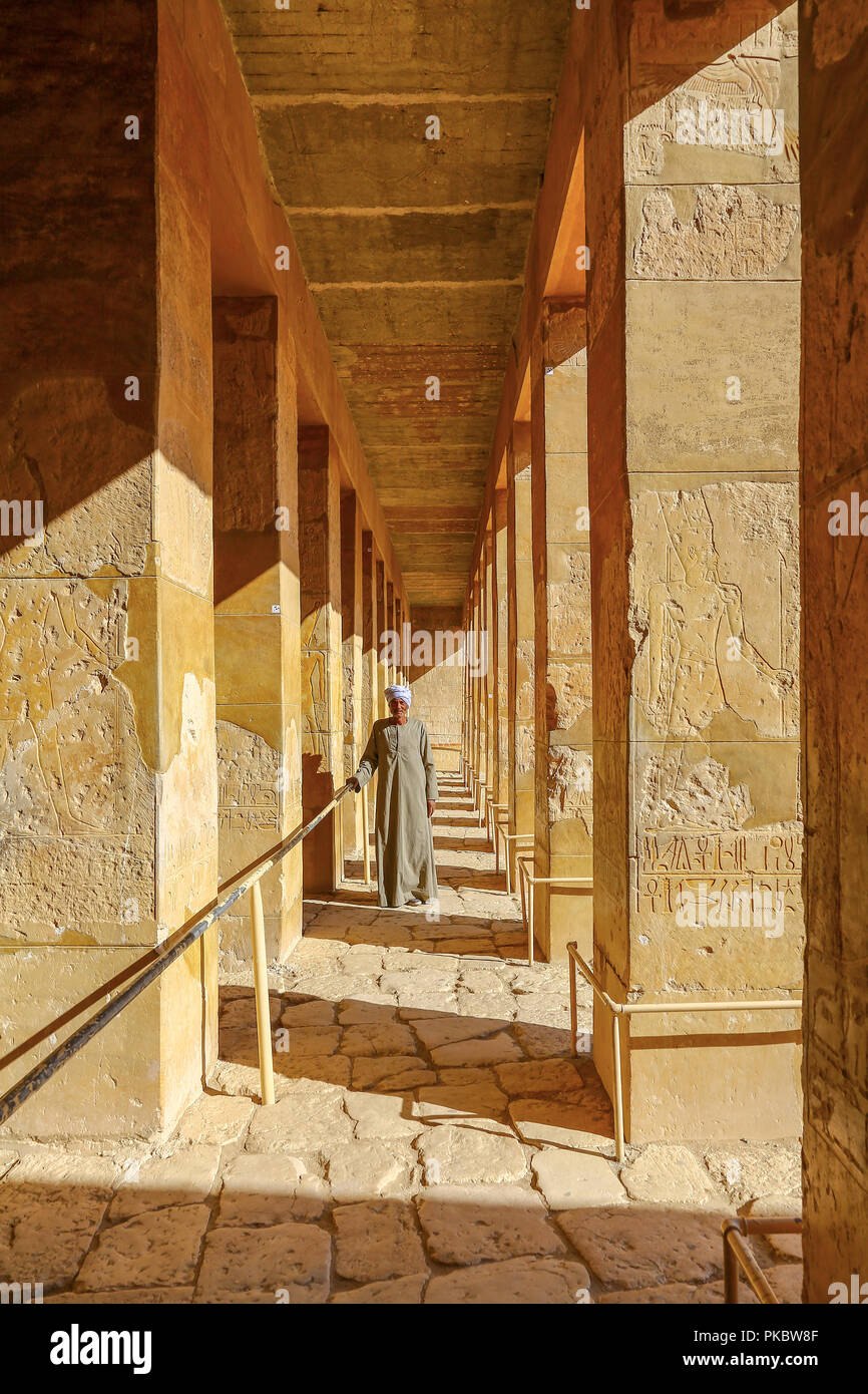A man dressed in Arab clothing at The Mortuary Temple of Hatshepsut ...