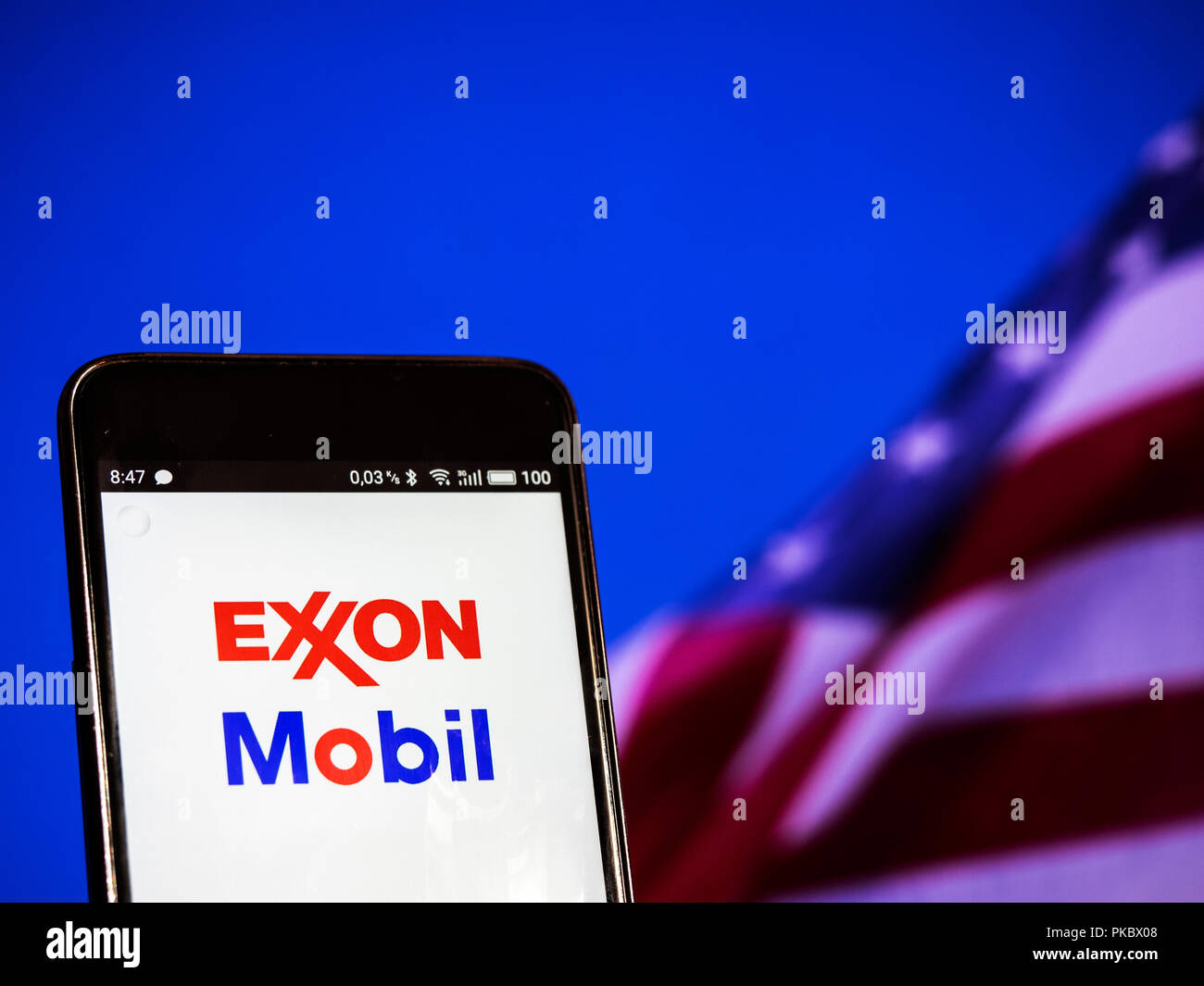Exxon mobil logo hi-res stock photography and images - Alamy