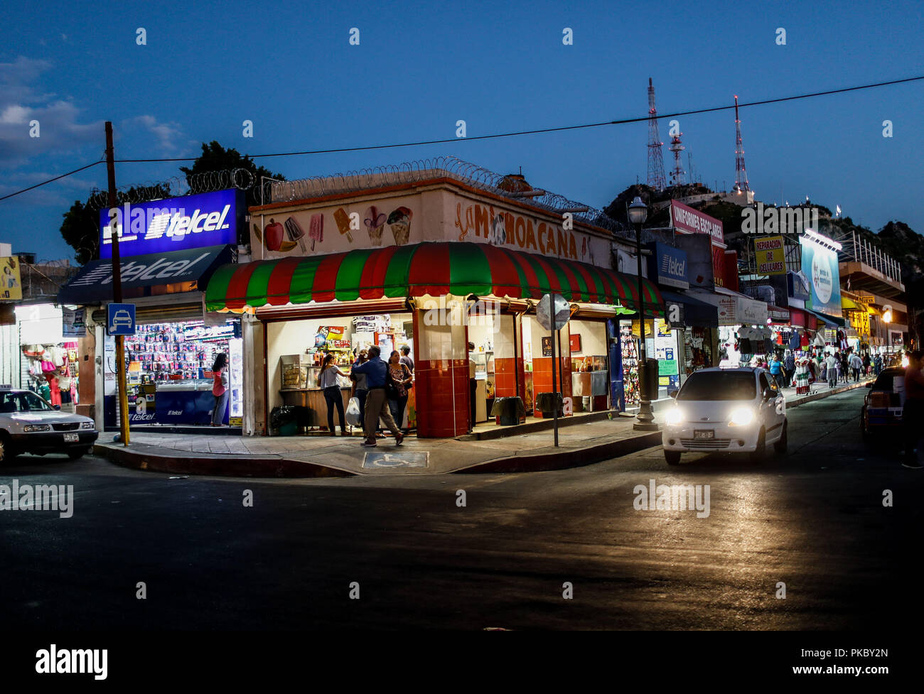 Vida cotidiana en el centro historico de Hermosillo, Sonora, Mexico ...