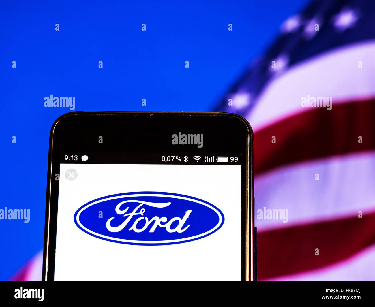 Ford logo seen displayed on smart phone Stock Photo - Alamy