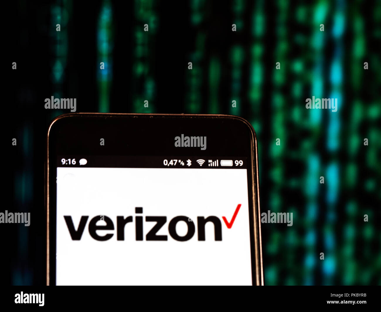 Verizon phone logo hi-res stock photography and images - Alamy
