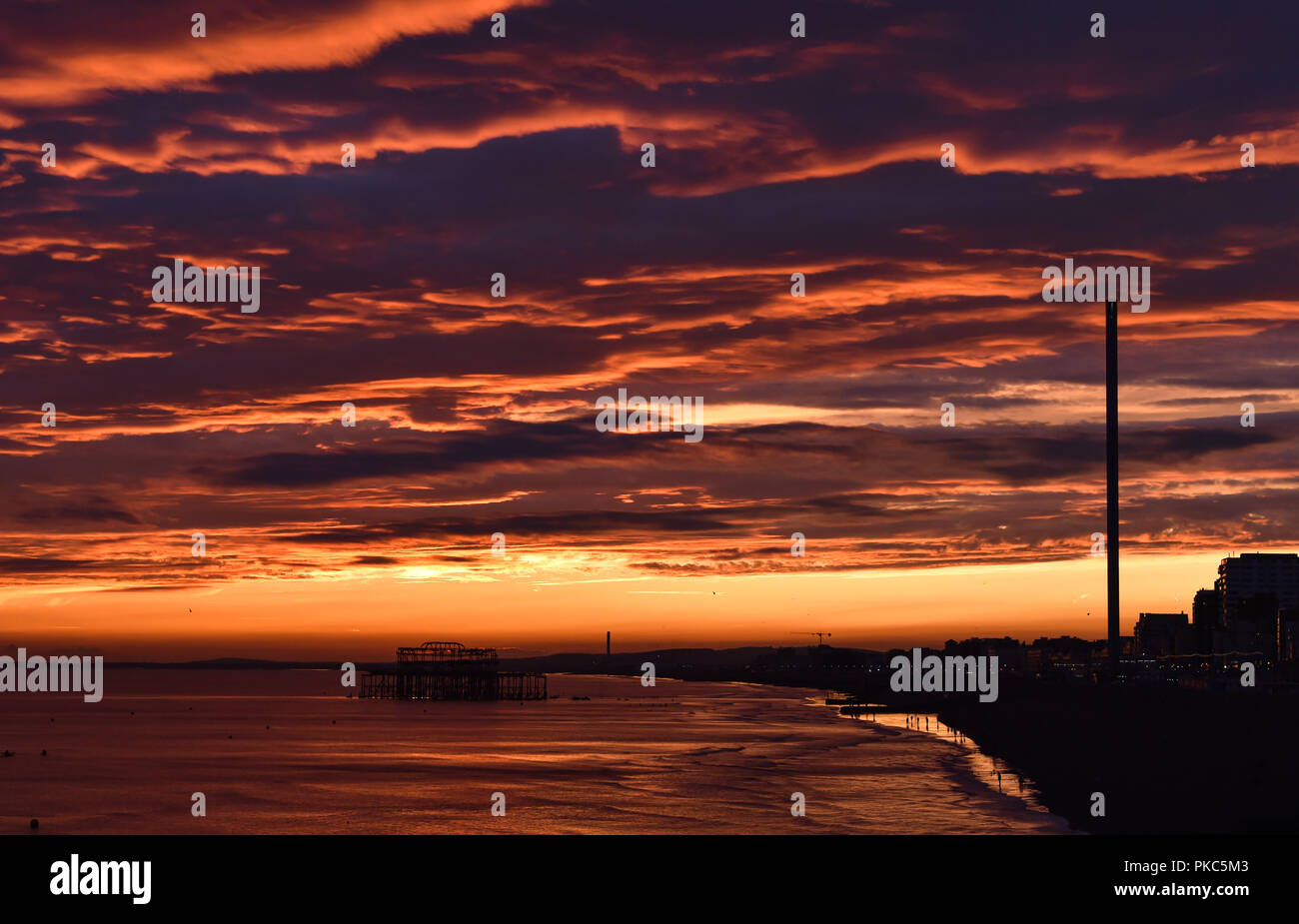 Dull setting hi-res stock photography and images - Alamy