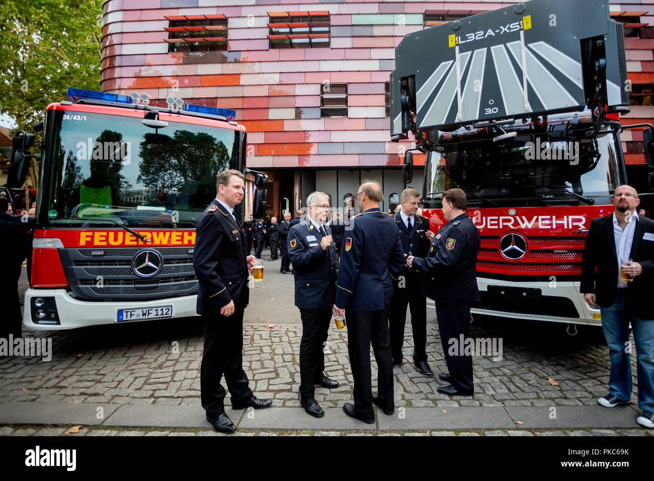 Government fire station hi-res stock photography and images - Alamy