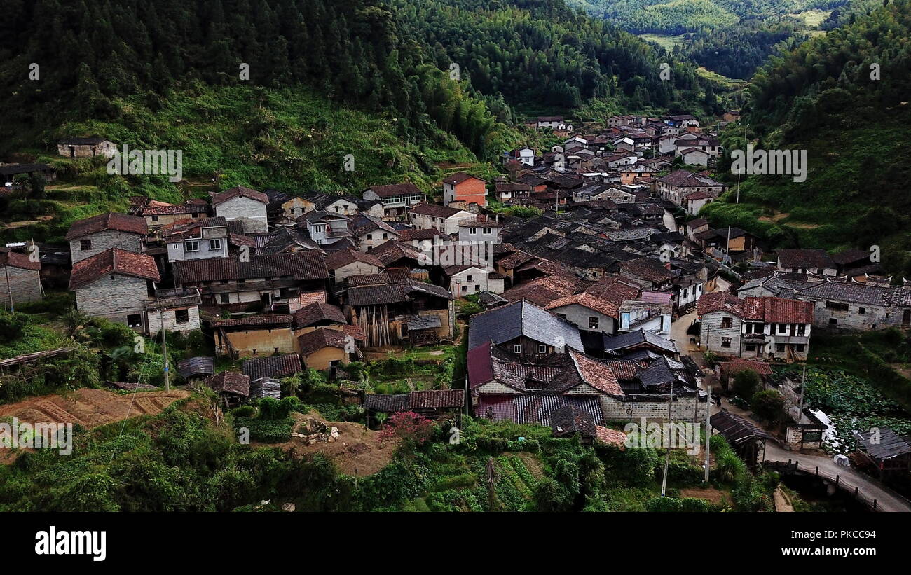 Chinese villages hi-res stock photography and images - Alamy