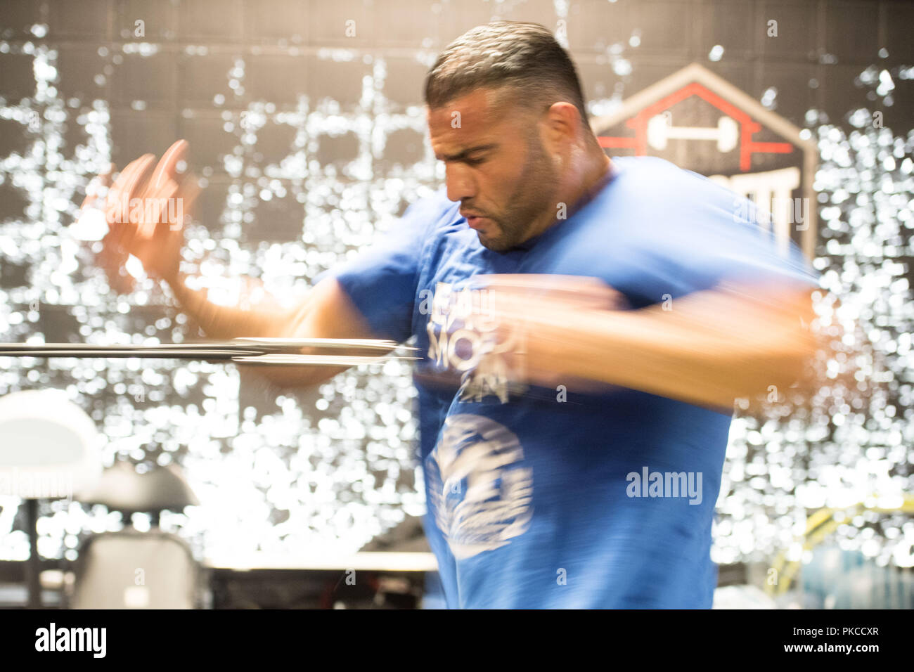 Heavyweight movement hi-res stock photography and images - Alamy