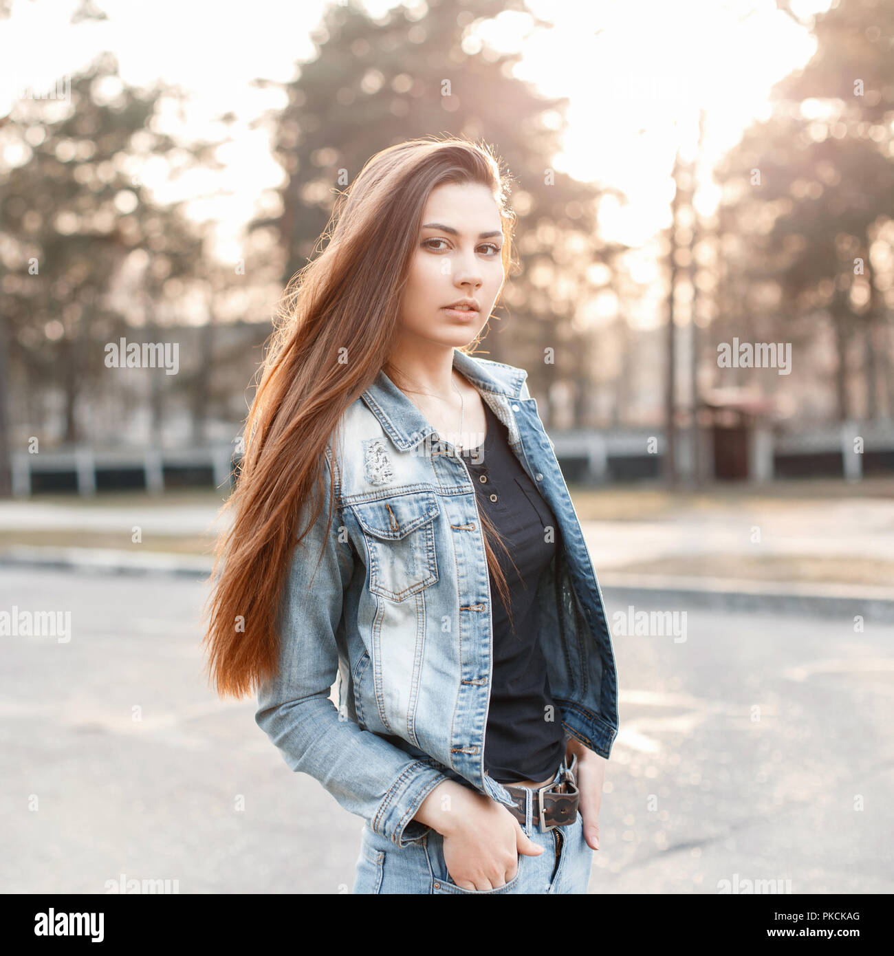 Girl in denim hi-res stock photography and images - Alamy