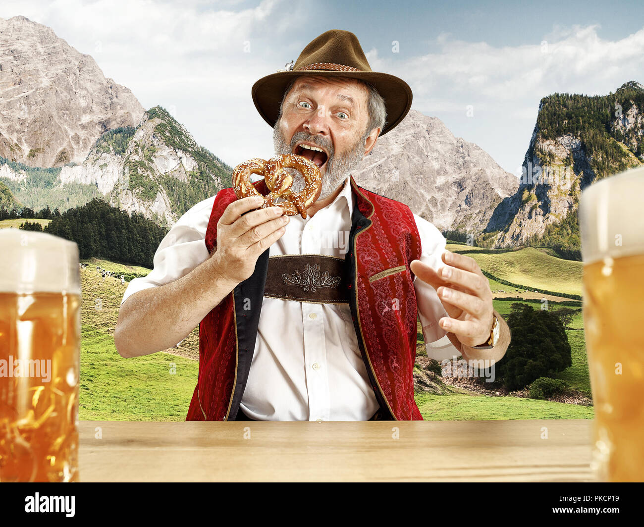 Traditional alpine costume hi-res stock photography and images - Alamy