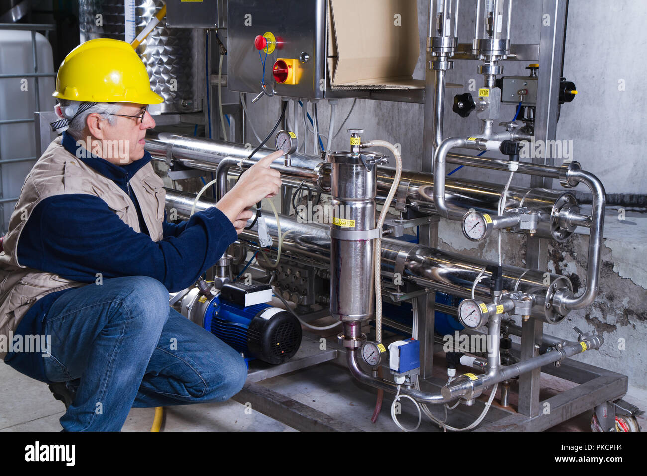 repairman at maintenance work Stock Photo - Alamy