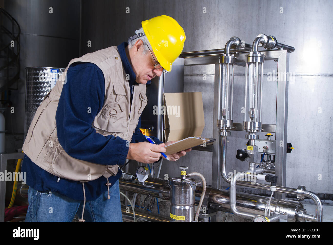 repairman at maintenance work Stock Photo - Alamy