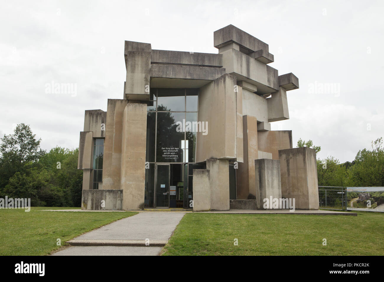 Church zur heiligsten dreifaltigkeit wotruba church hi-res stock ...