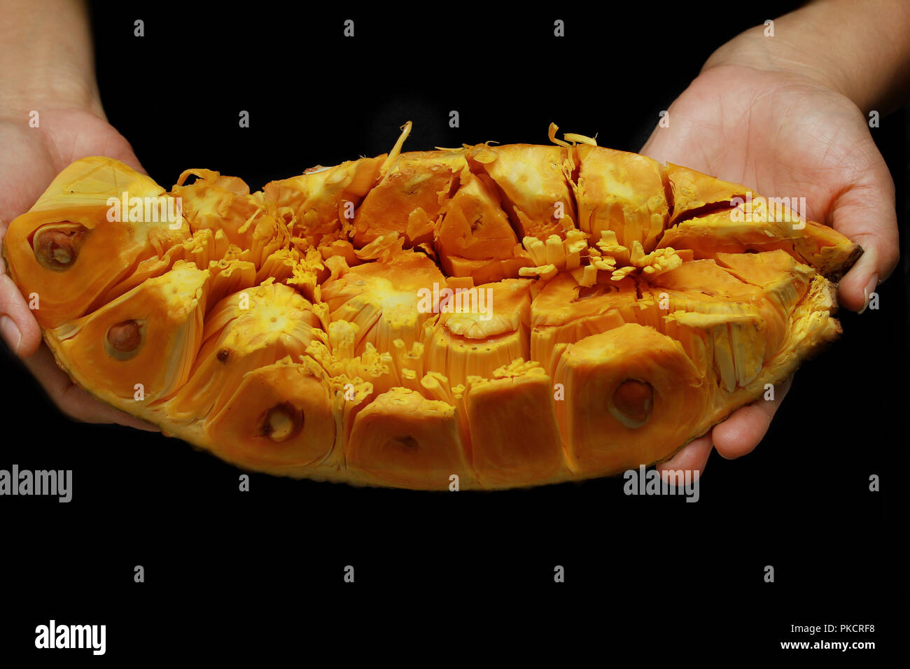 Jackfruit Jumpatong,Thailand Best Jackfruit, part peel and remove the ...
