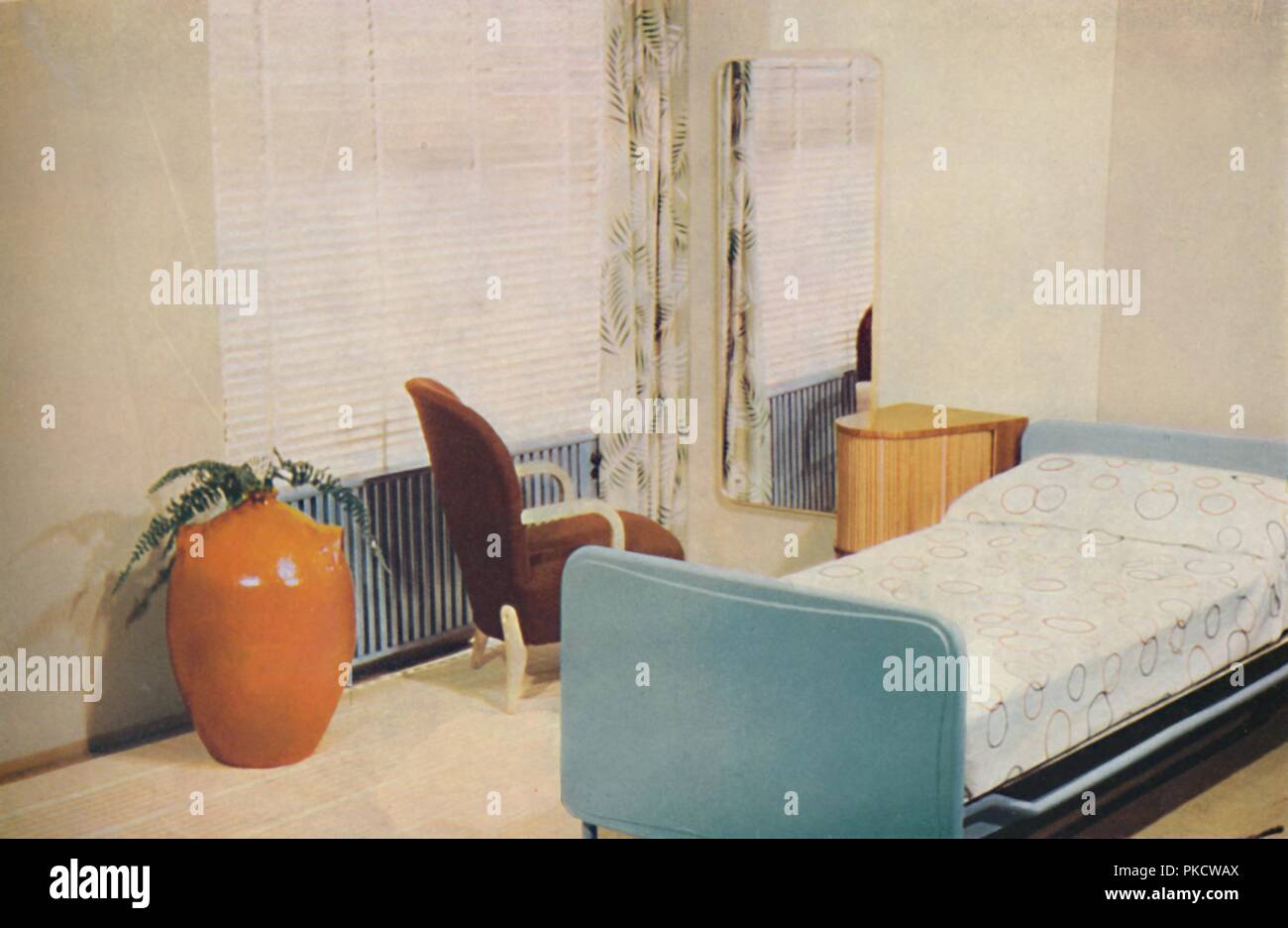 1940s hotel room hi-res stock photography and images - Alamy