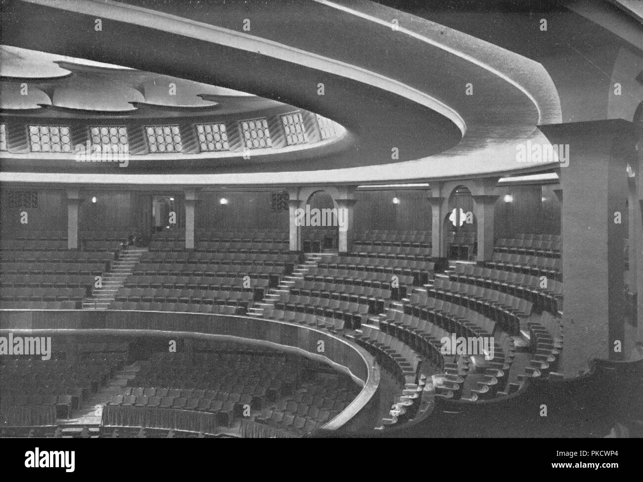 Brighton dome interior hi-res stock photography and images - Alamy