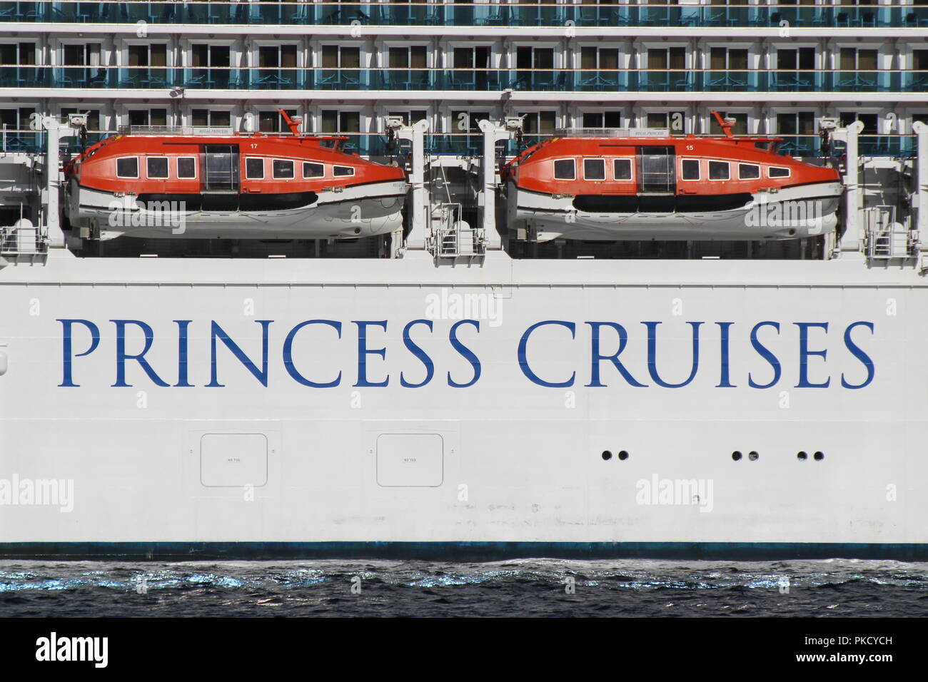 MS Regal Princess, Royal-class luxury cruise ship operated by Princess ...