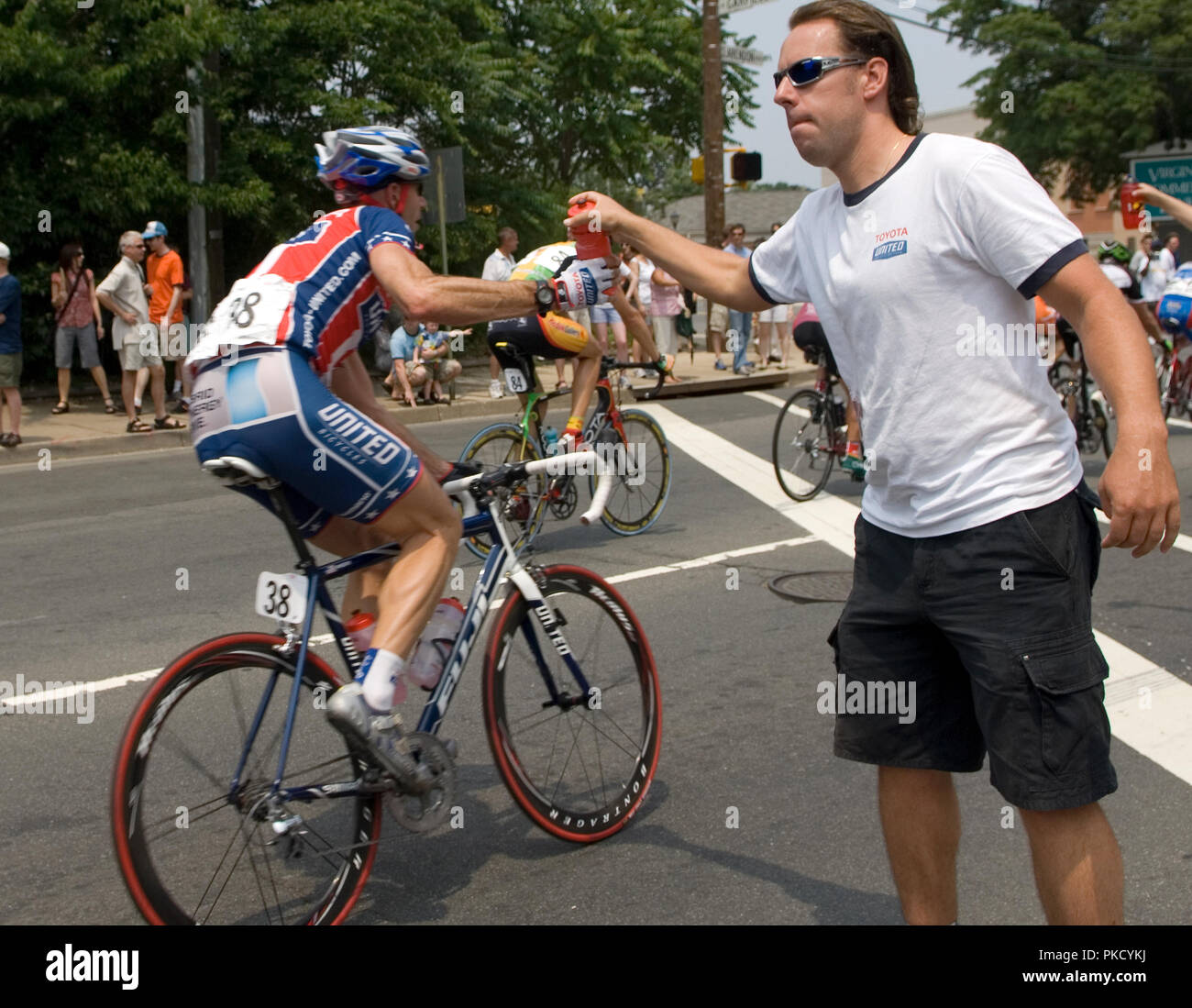 The mens pro field races on Saturday afternoon 06-02-07 in Arlington ...
