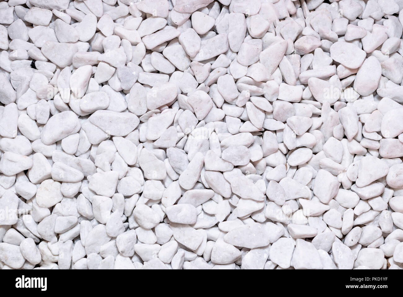 White quartz gravel hi-res stock photography and images - Alamy