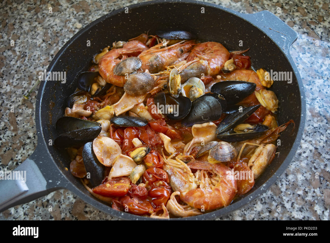 seafood pasta or pasta with a mixed of crustacean and fresh fish Stock ...