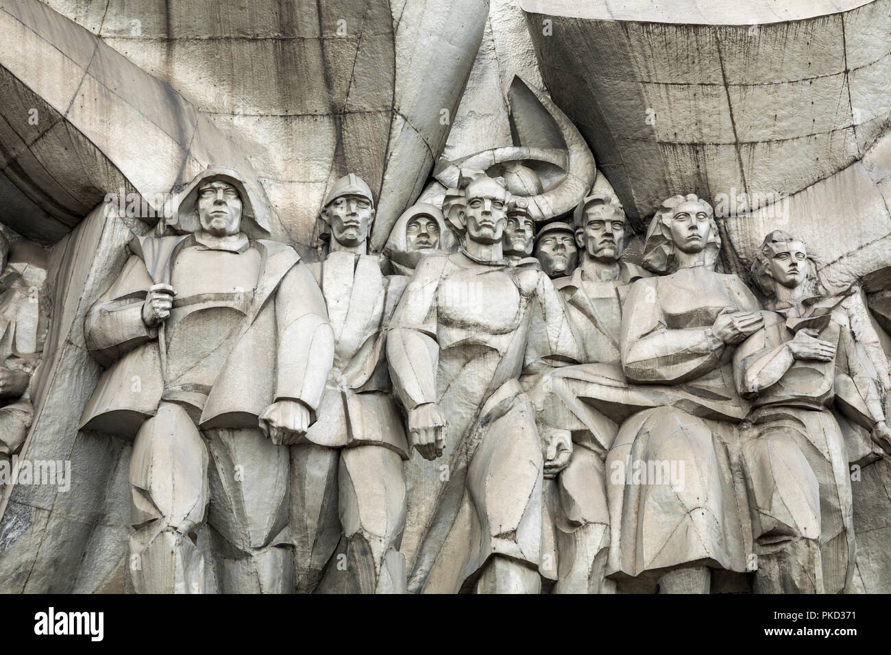 Soviet era heroic statue hi-res stock photography and images - Alamy