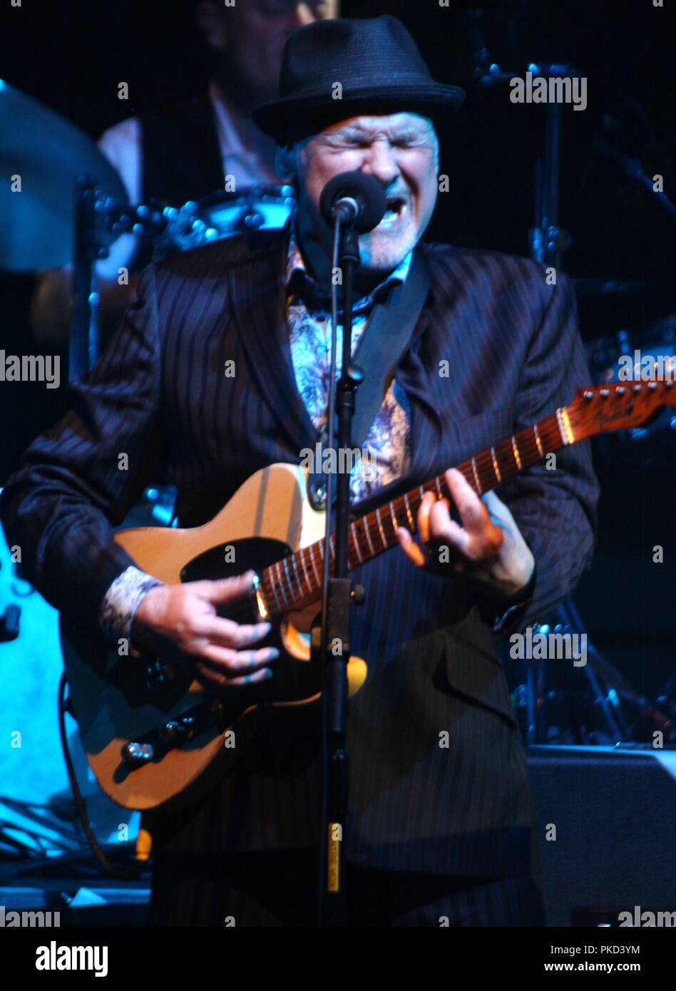 Paul carrick hi-res stock photography and images - Alamy