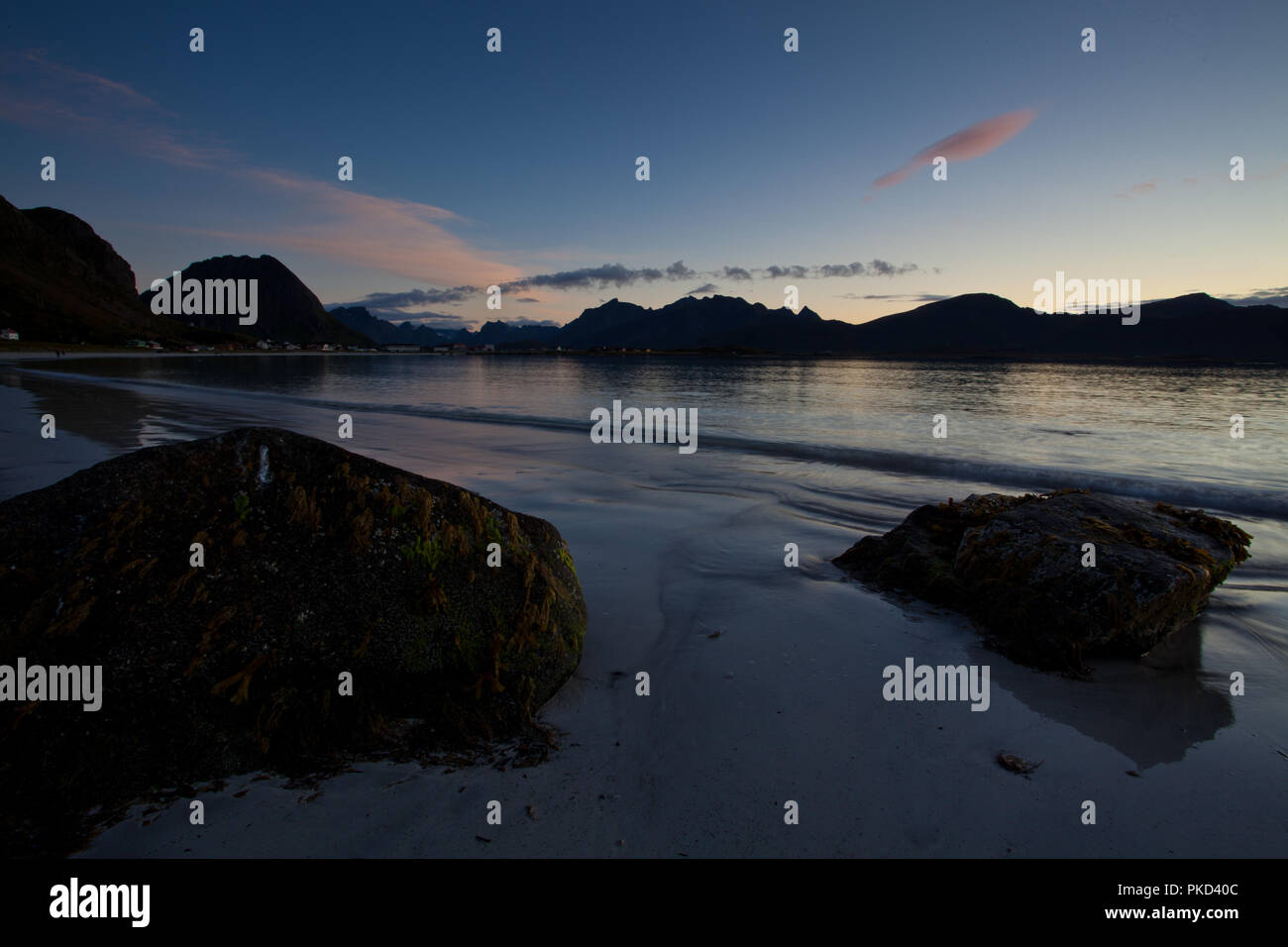 Strand von Ramberg im Abendlicht Stock Photo - Alamy