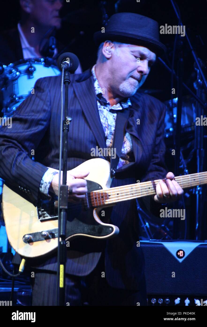 Paul carrick hi-res stock photography and images - Alamy