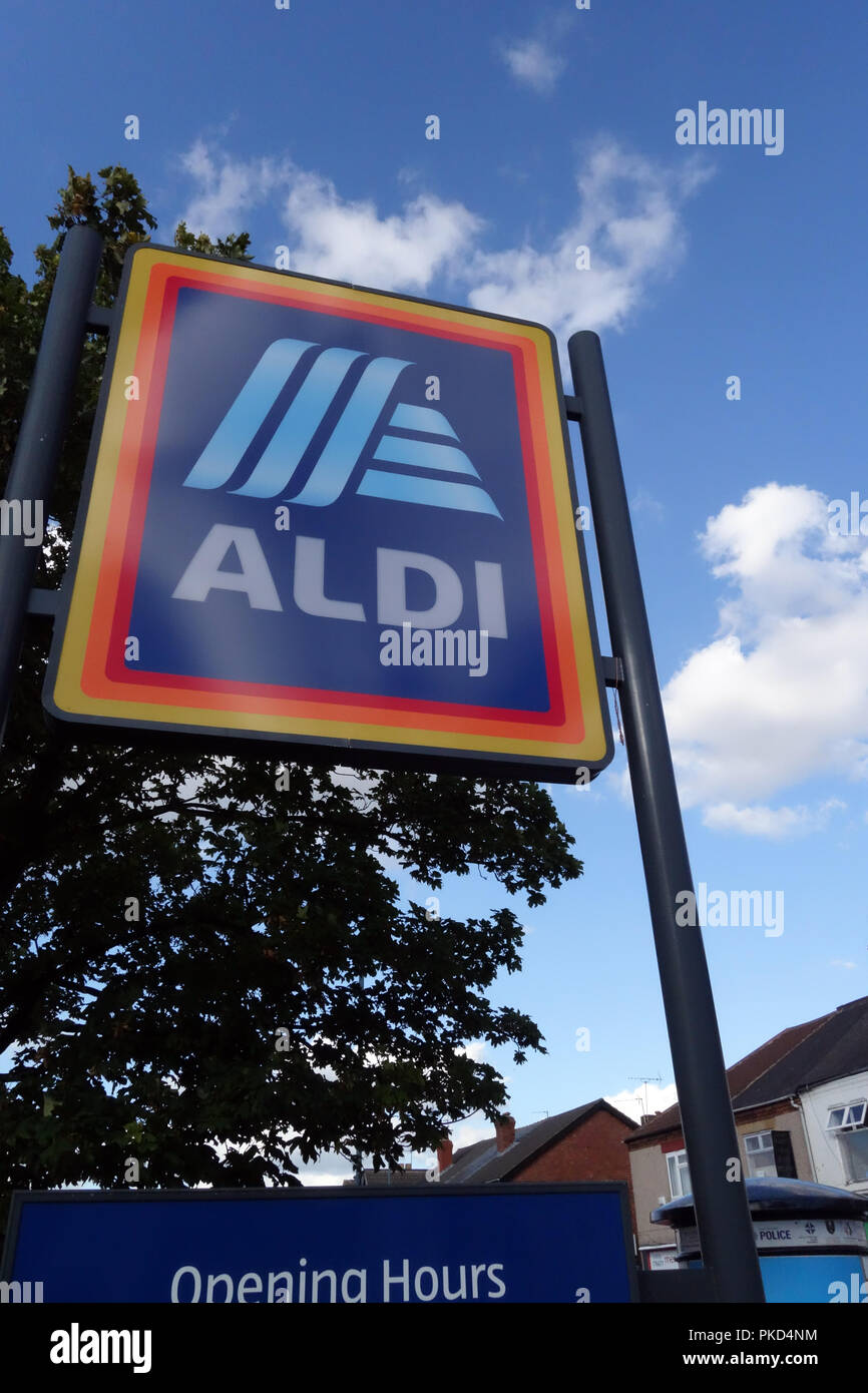 Aldi Supermarket large illuminated Aldi logo sign in Dinnington ...