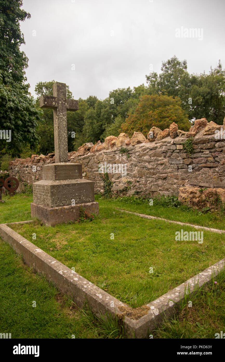 Robert Falcon Scott Memorial, at St Andrews Church, Holcombe Stock ...