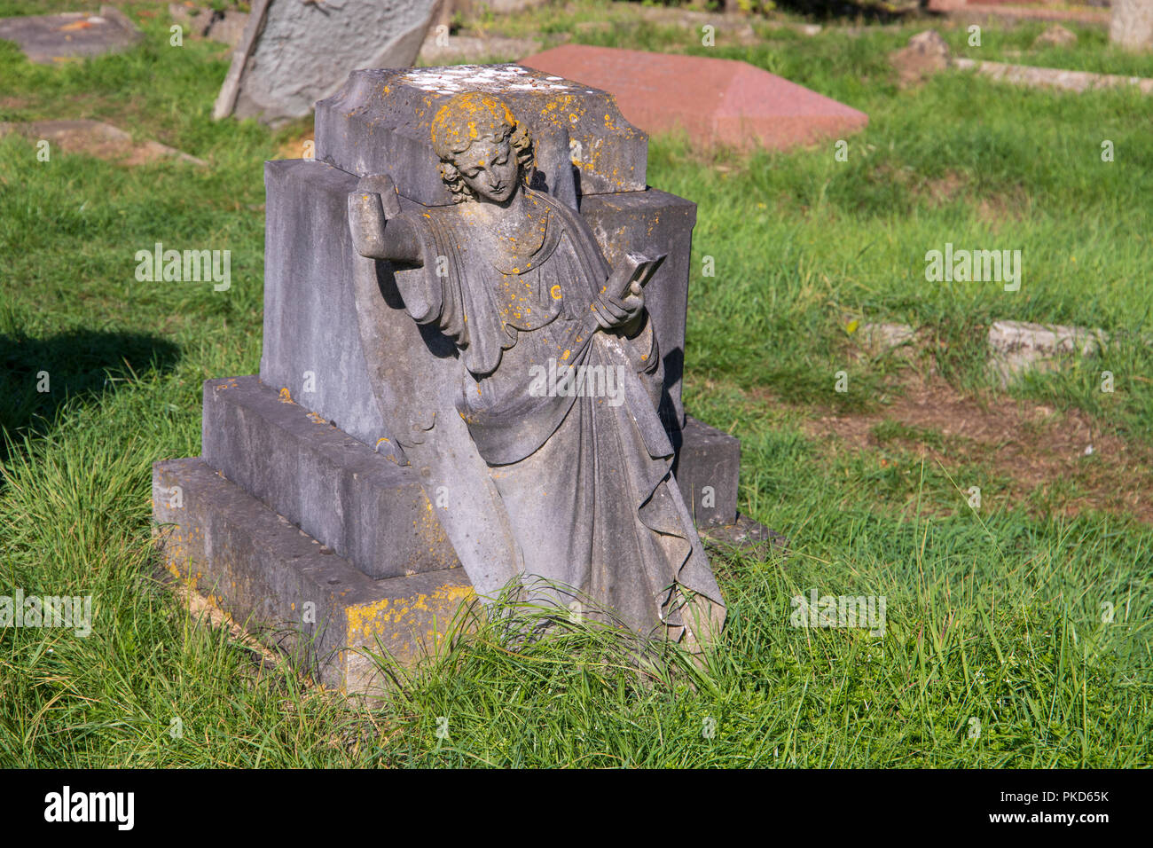 Fallen Angel, Locksbrook Cemetery, Bath, England Stock Photo - Alamy