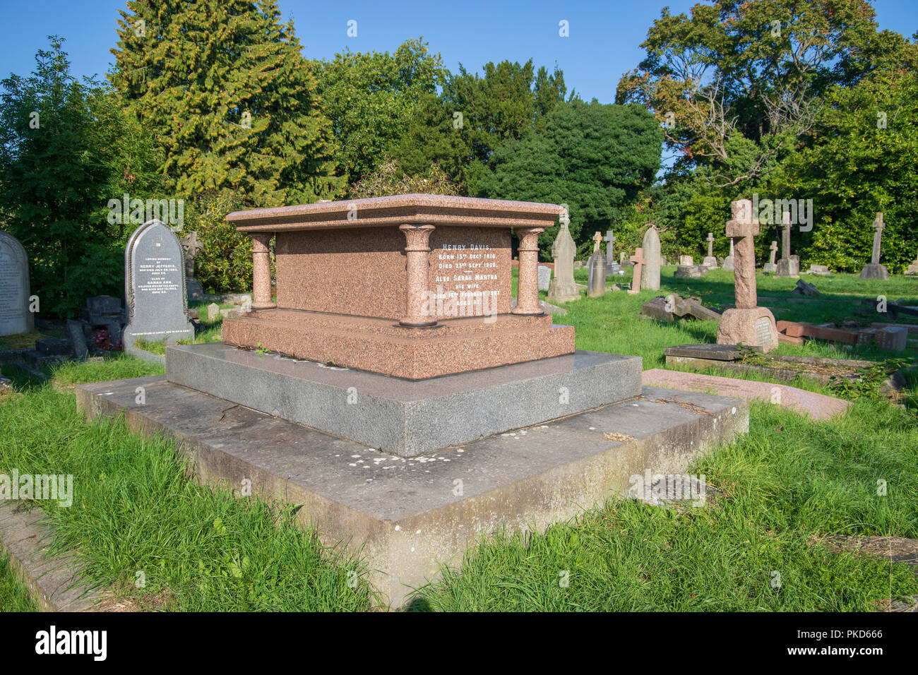 The Grave of Henry Davis 1900 at Locksbrook Cemetery, Bath Stock Photo ...