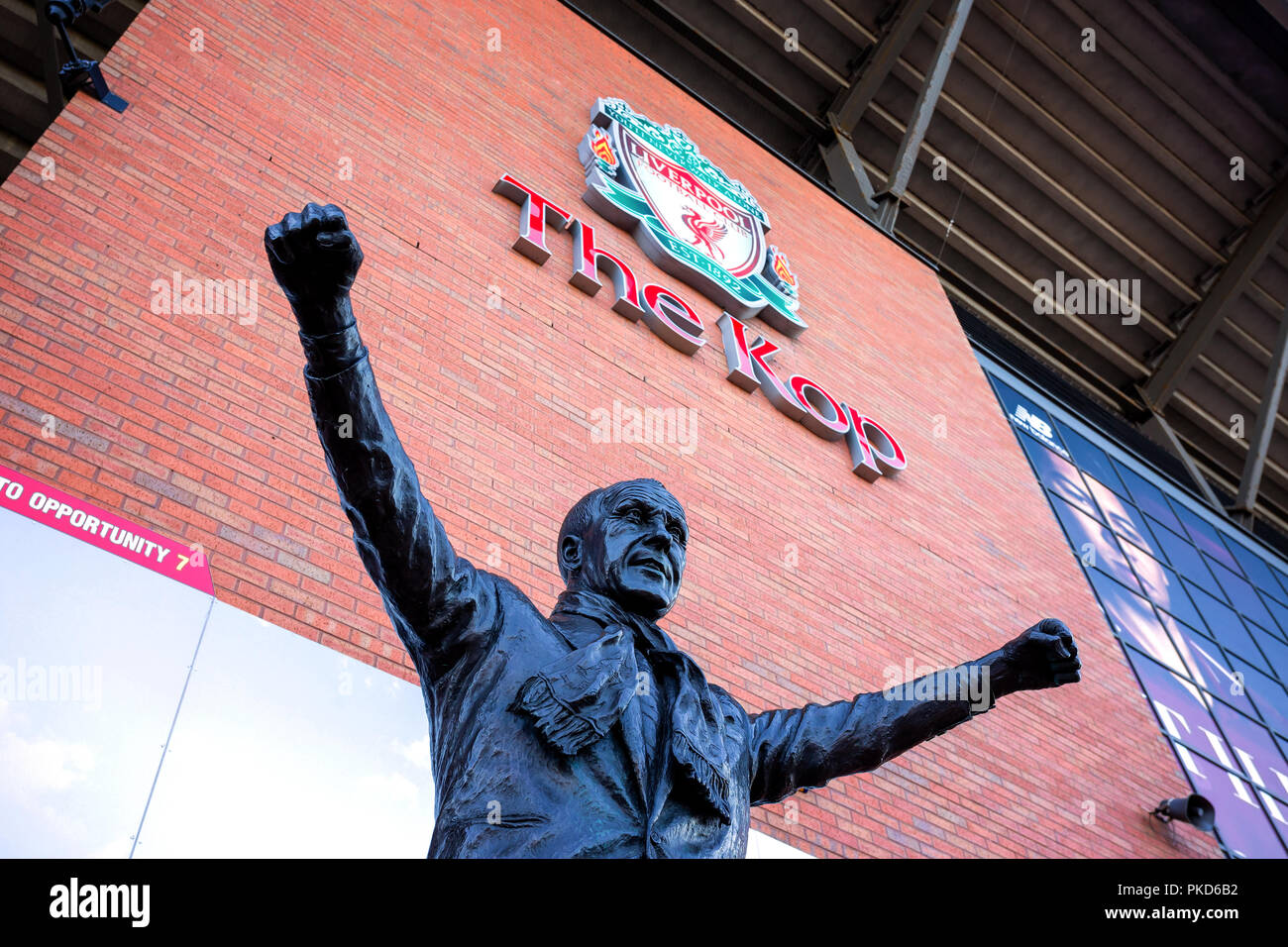 Bill shankly statue hi-res stock photography and images - Alamy