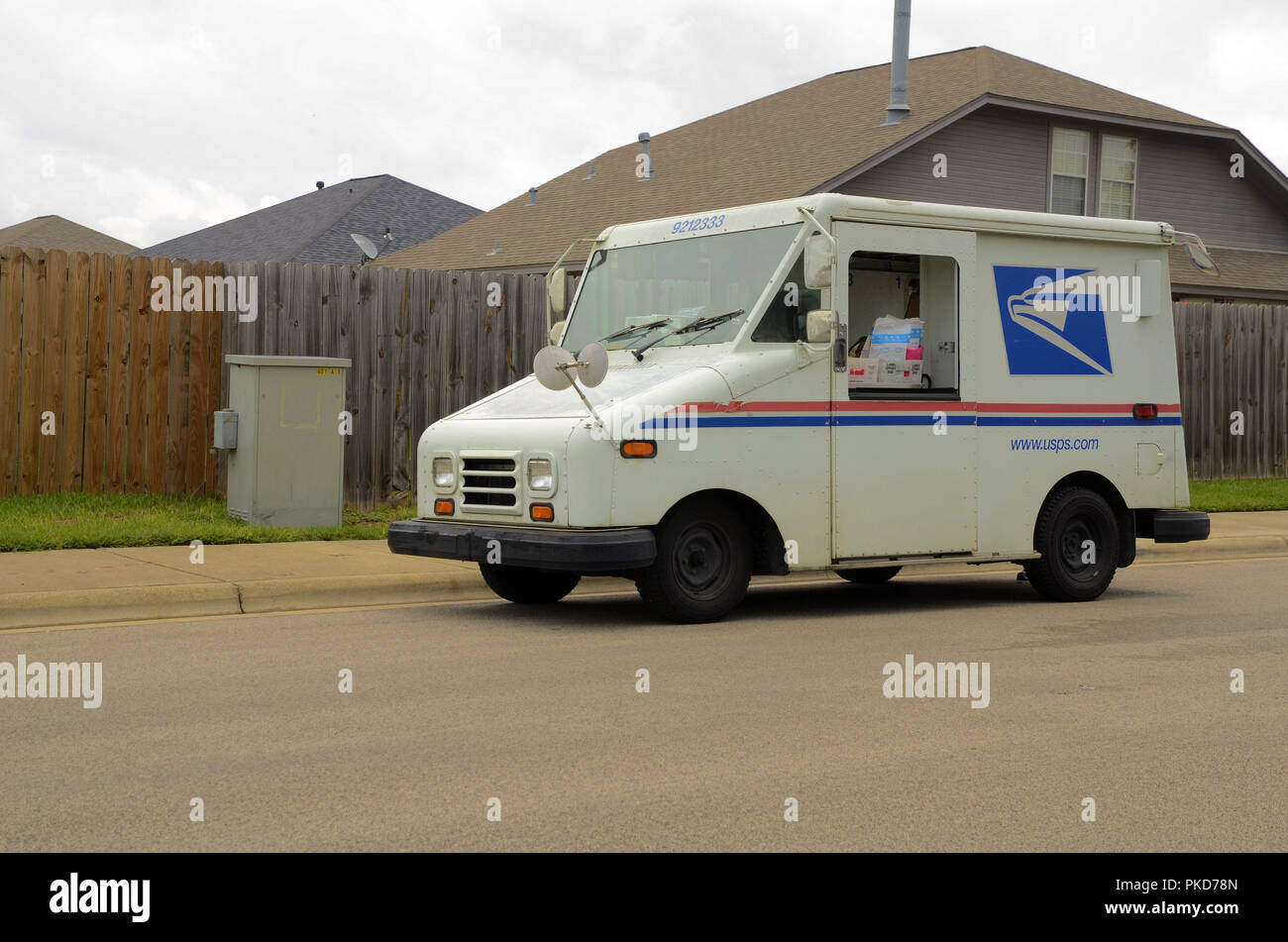 Postal Service Truck High Resolution Stock Photography and Images - Alamy