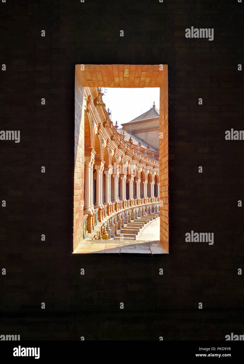 Dark square window hi-res stock photography and images - Alamy