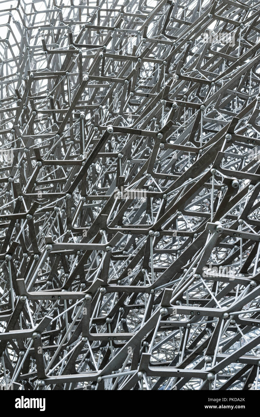 The Hive, Kew Gardens - Created by artist Wolfgang Buttress Stock Photo ...