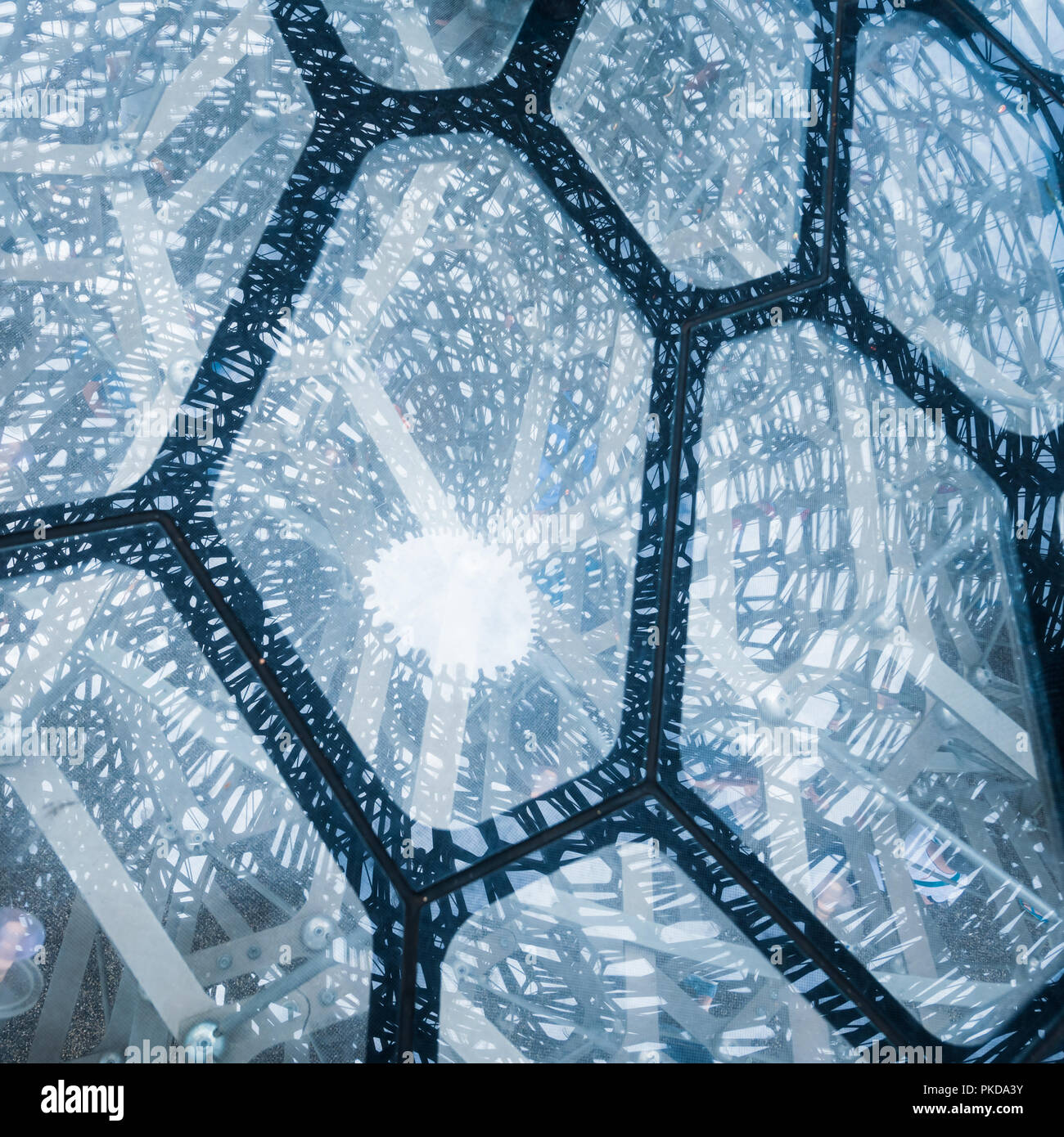 The Hive, Kew Gardens - Created by artist Wolfgang Buttress Stock Photo ...