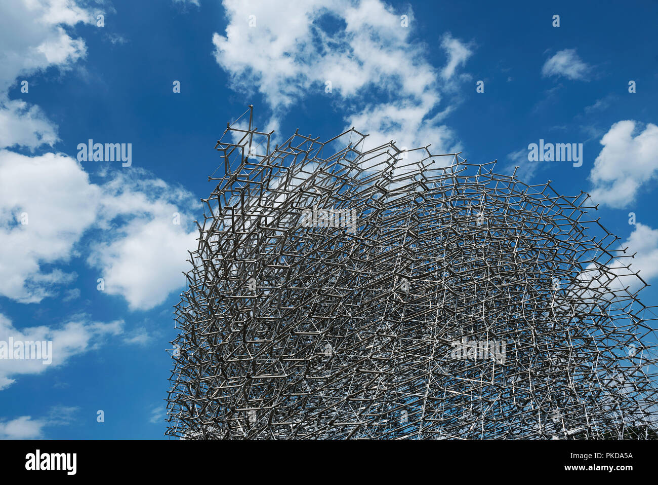 The Hive, Kew Gardens - Created by artist Wolfgang Buttress Stock Photo ...