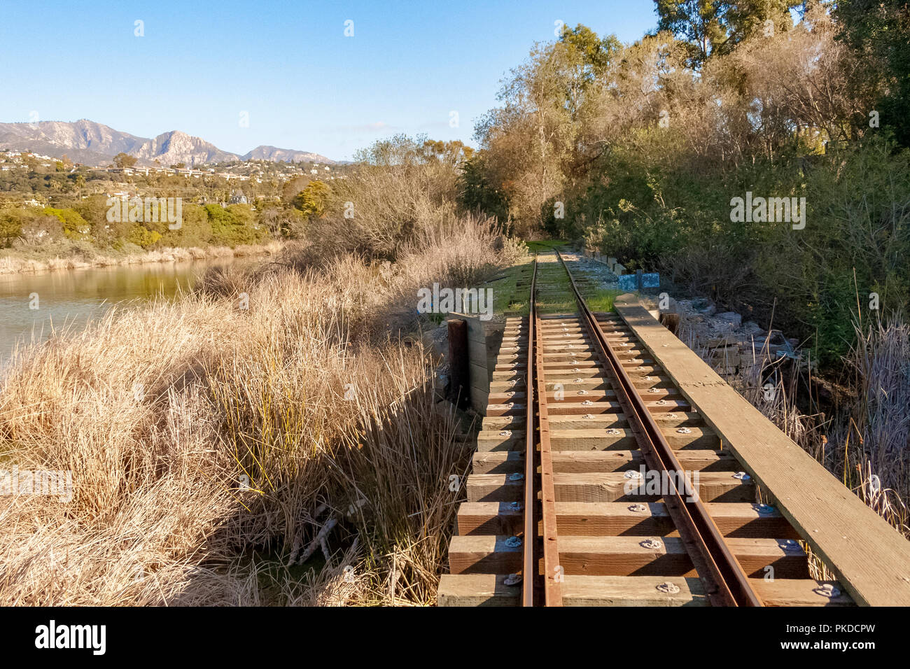 Train tracks running into distance hi-res stock photography and images ...