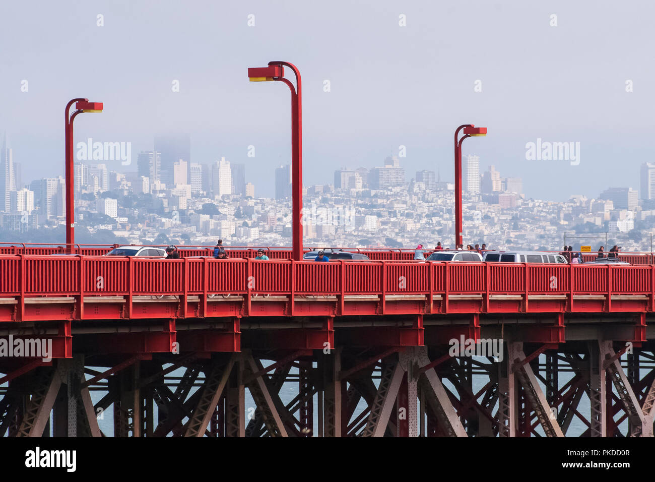 Golden gate bridge close up hi-res stock photography and images - Alamy